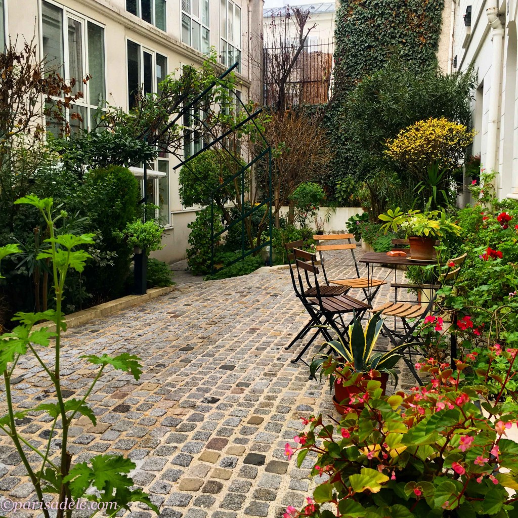 Montmartre | Paris Adèle